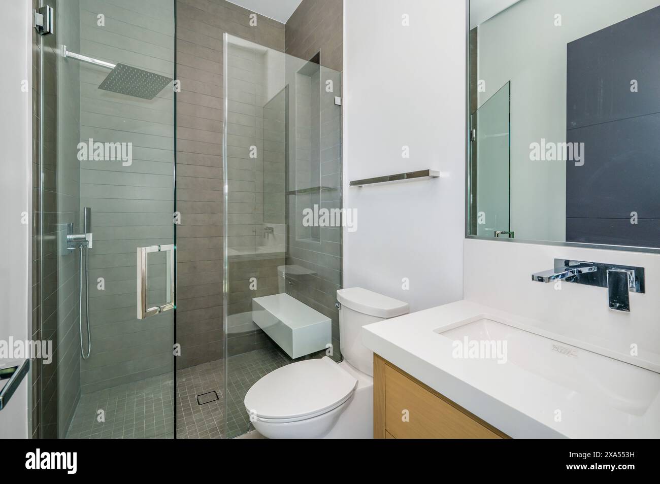 Bright enclosure hi-res stock photography and images - Alamy