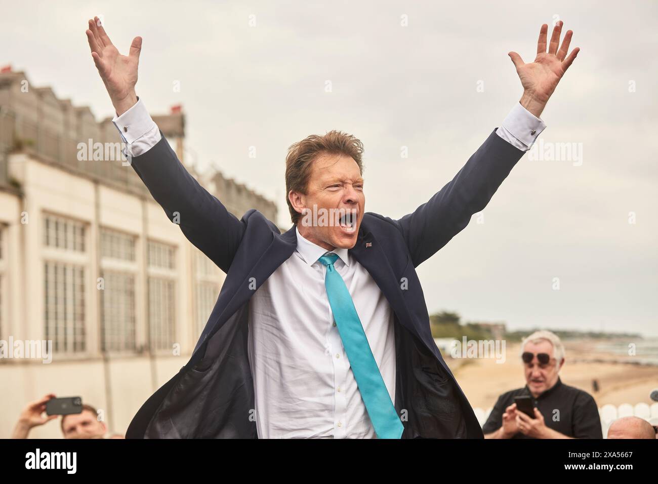 Nigel Farage Launches 2024 General Election Campaign in Clacton on Sea ... Nigel Farage Launches 2024 General Election Campaign in Clacton on Sea ...