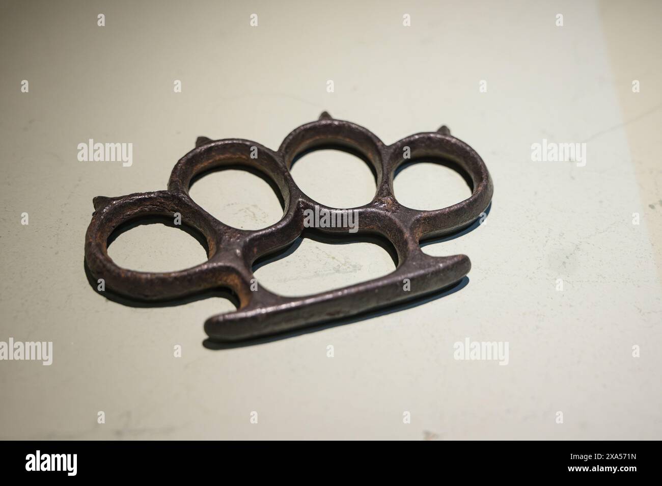 The iron fist, brass knuckle, mitten, knuckle guard, boxer or boxing ...