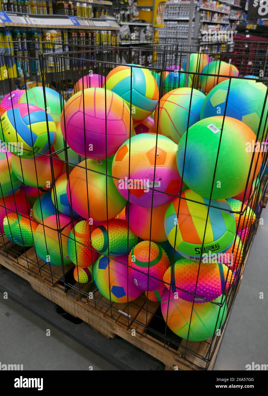 Sports balls hi-res stock photography and images - Alamy