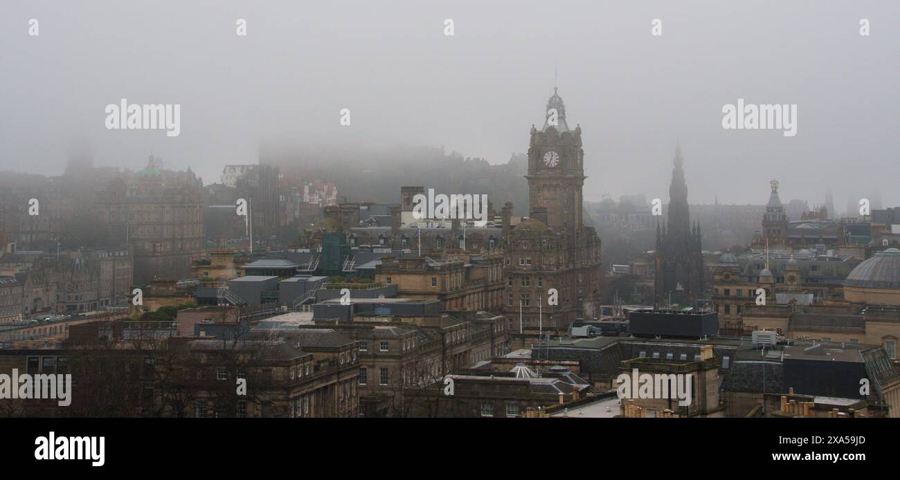Atmospheric edinburgh hi-res stock photography and images - Alamy