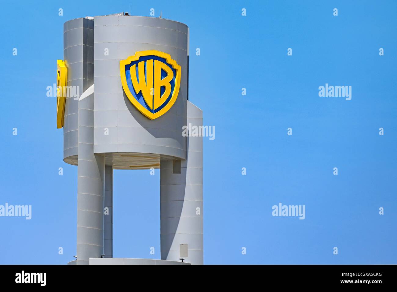 ABU DHABI - MAR 29: logotype of Warner Bros in front of entrance to the ...