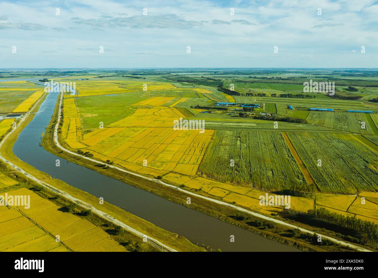 Open stretch road hi-res stock photography and images - Alamy