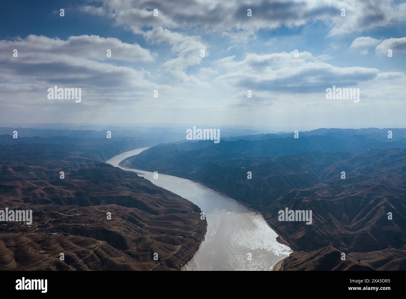 Aerial view meandering river flowing hi-res stock photography and ...