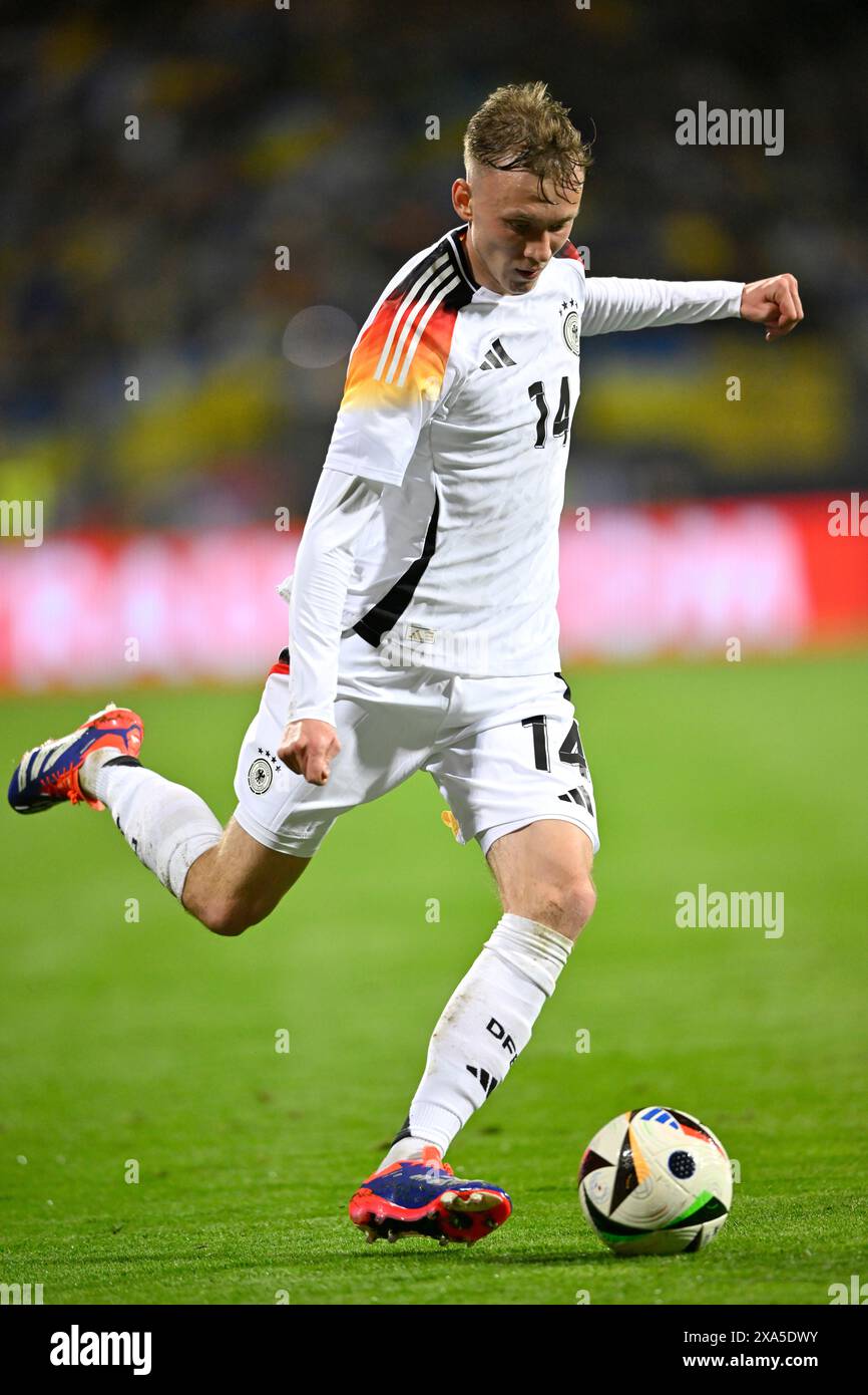 Maximilian Beier GER (14) Aktion am Ball DFB Laenderspiel Deutschland GER vs Ukraine UKR Max ...