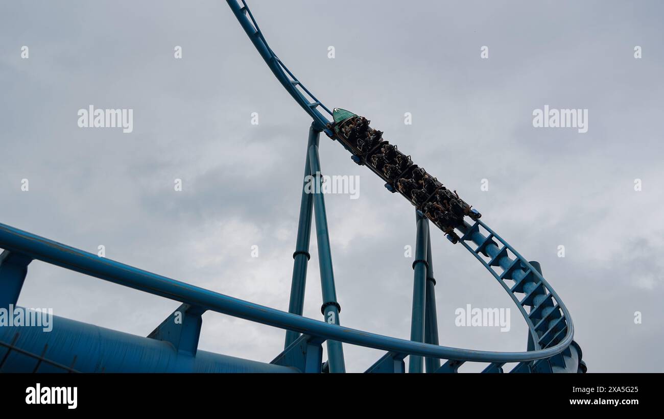 The People having fun on the Vekoma launch roller coaster Abyssus at ...