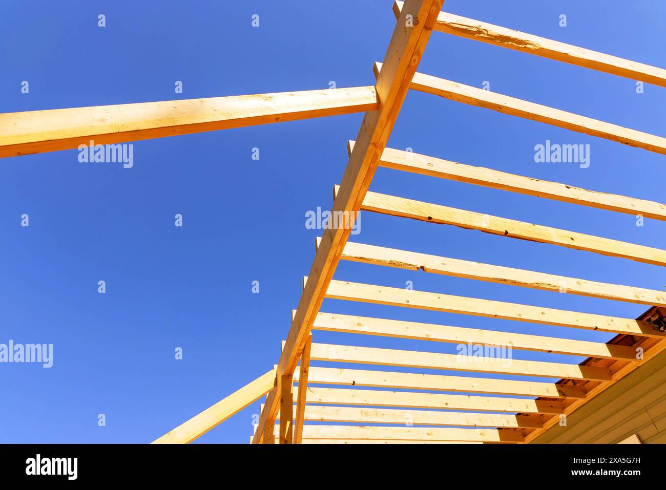 Using wood framing to support beams timber framing with an unfinished ...