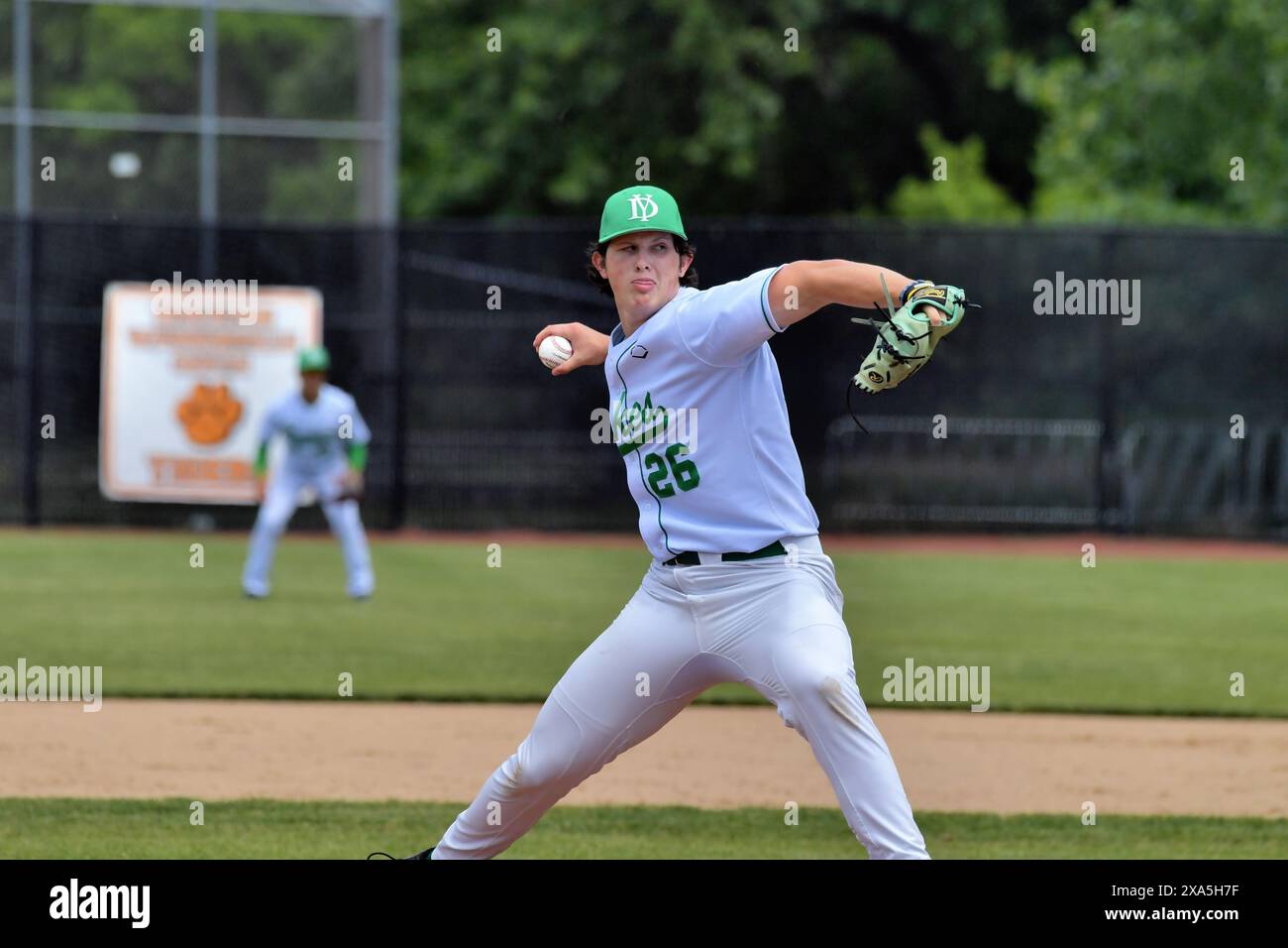 Illinois, USA. High School pitcher Ryan Sloan delivering a pitch to an ...