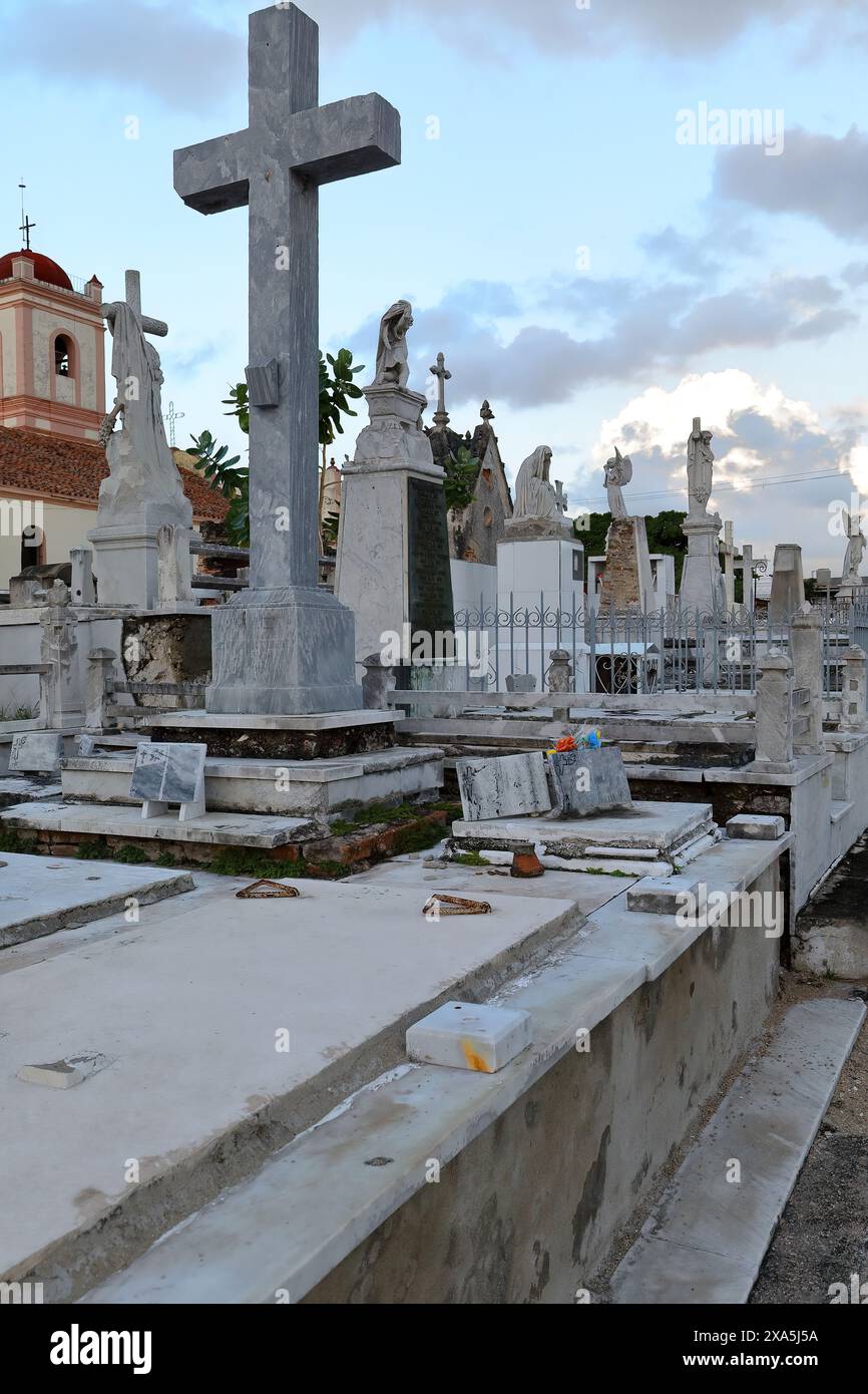 356 The General Cemetery inaugurated in May 3, 1814 is the oldest in ...