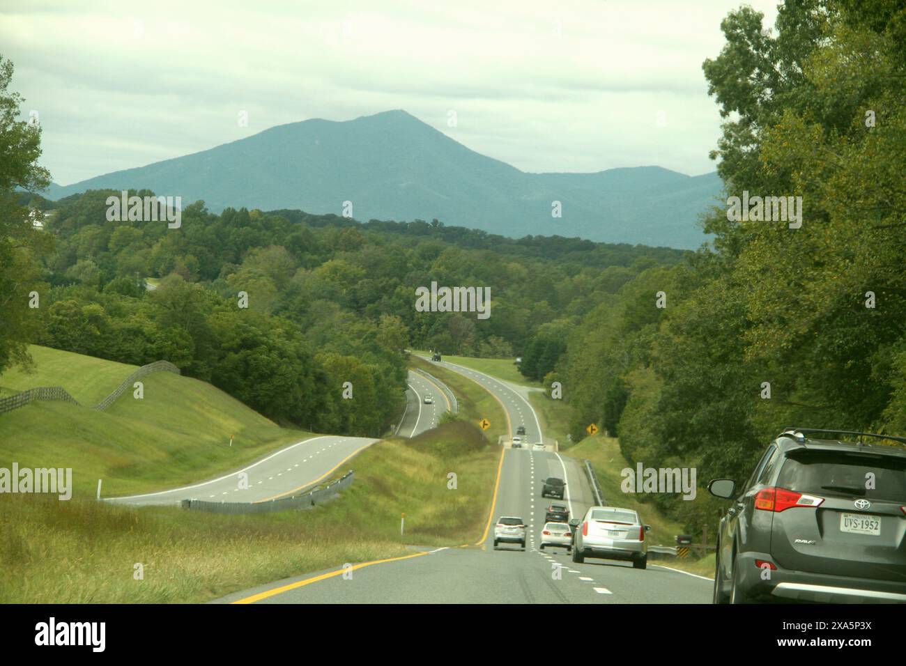 Scenic drive on Highway 460 towards Bedford, Virginia, USA Stock Photo ...