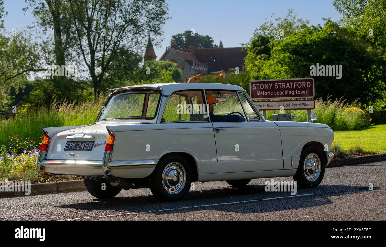 1964 triumph vitesse hi-res stock photography and images - Alamy