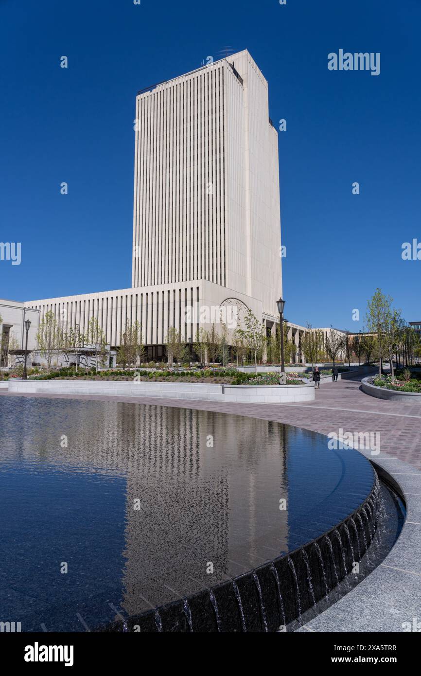 420 feet high hi-res stock photography and images - Alamy