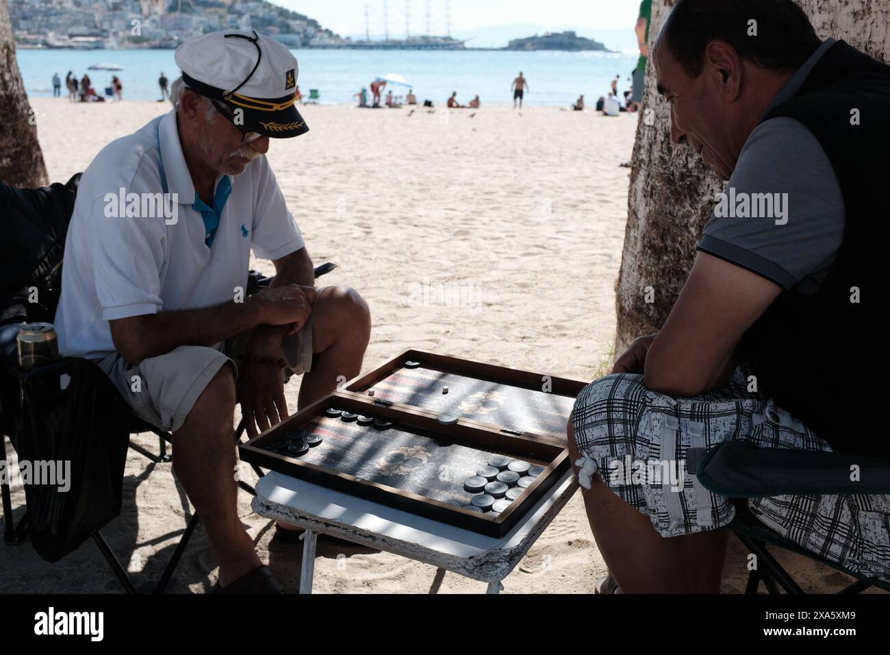 Seated outdoor hi-res stock photography and images - Alamy