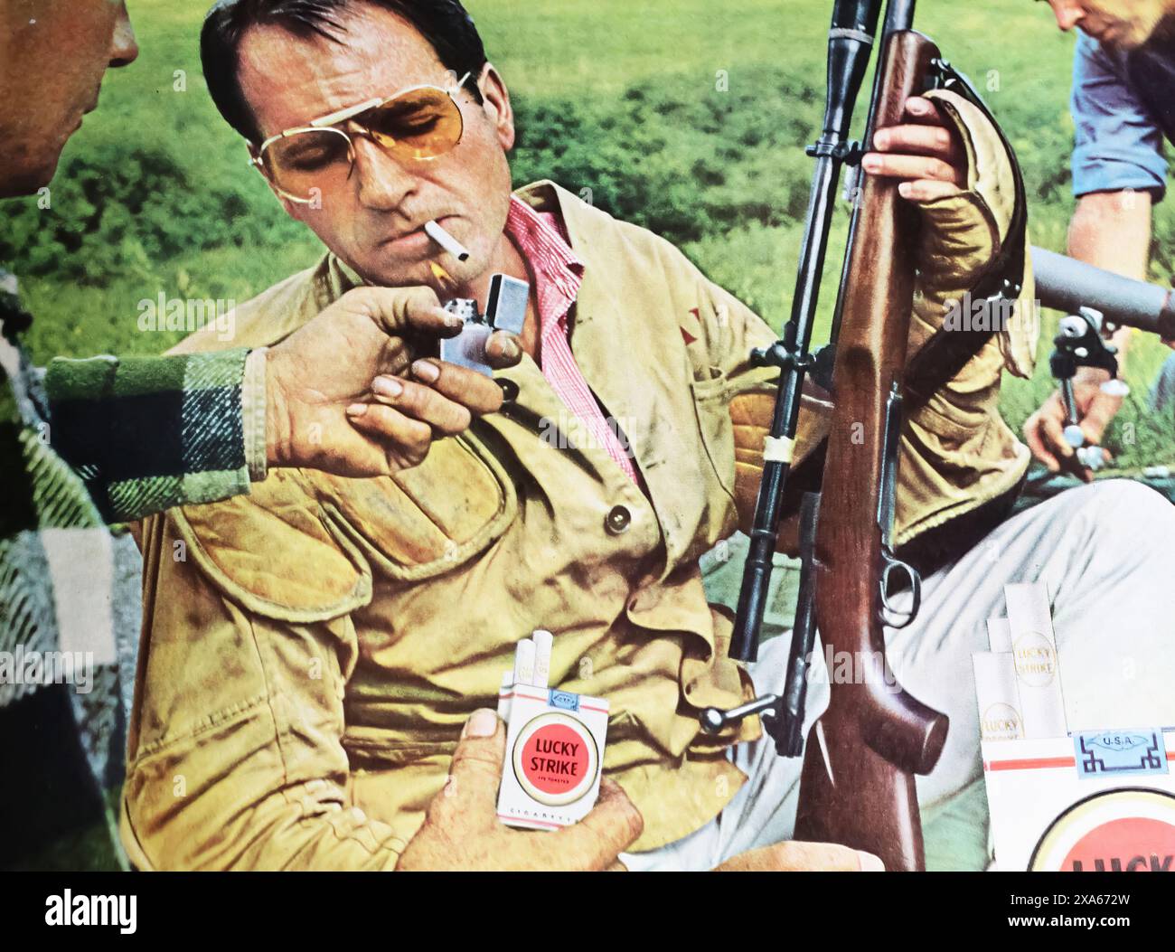 Tobacco advert 60s hi-res stock photography and images - Alamy