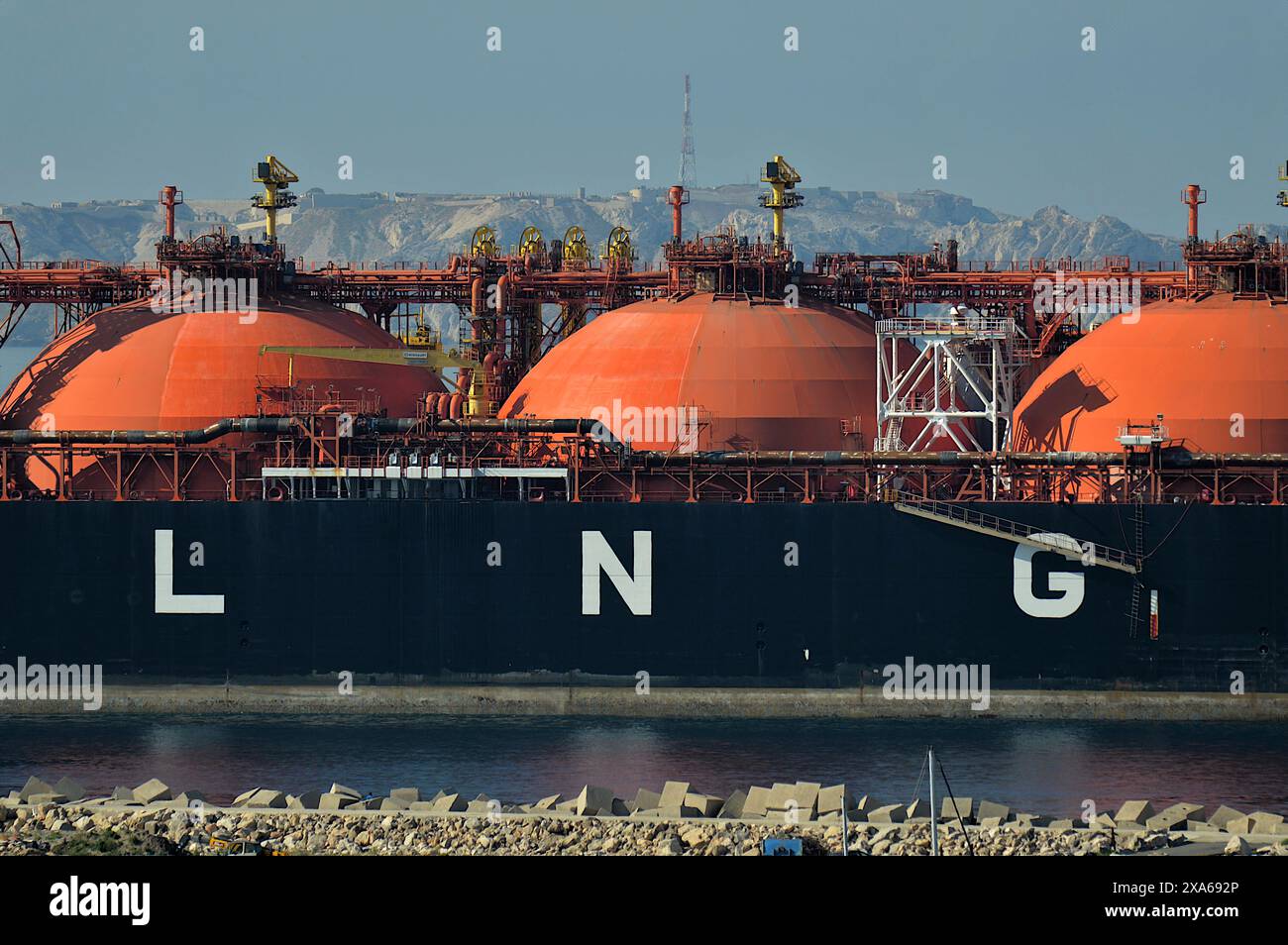 The LNG Tanker FSRU Toscana arrives at the French Mediterranean port of ...