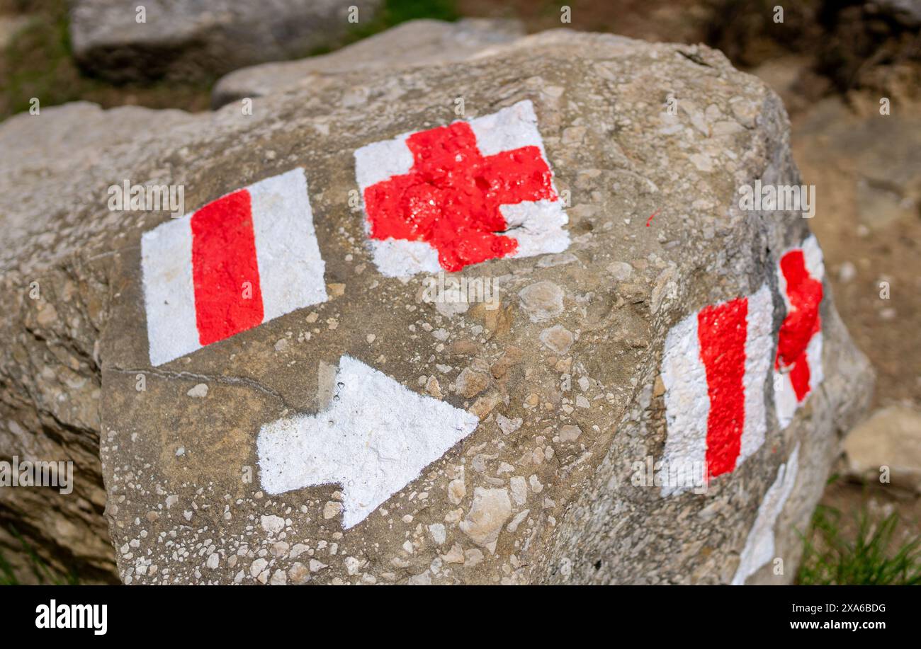 White cross arrows hi-res stock photography and images - Alamy