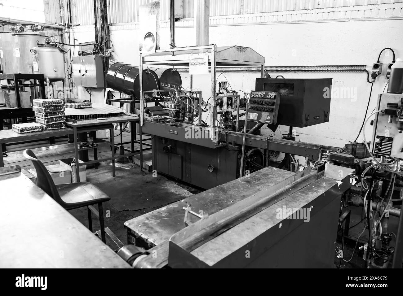 Factory production line africa Black and White Stock Photos & Images ...
