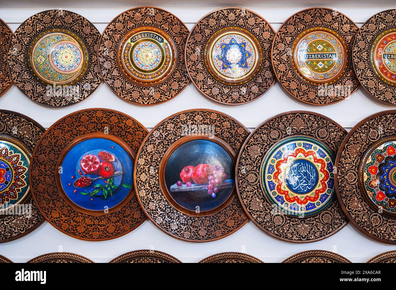 handmade Uzbek wooden gift plates with wood carvings hand-painted ...