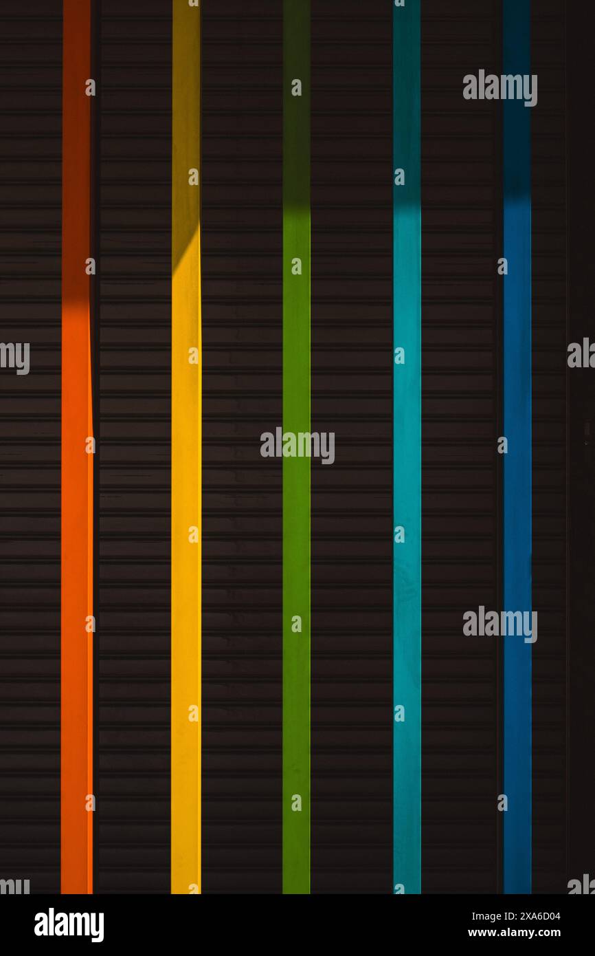 Stripes facade hi-res stock photography and images - Alamy