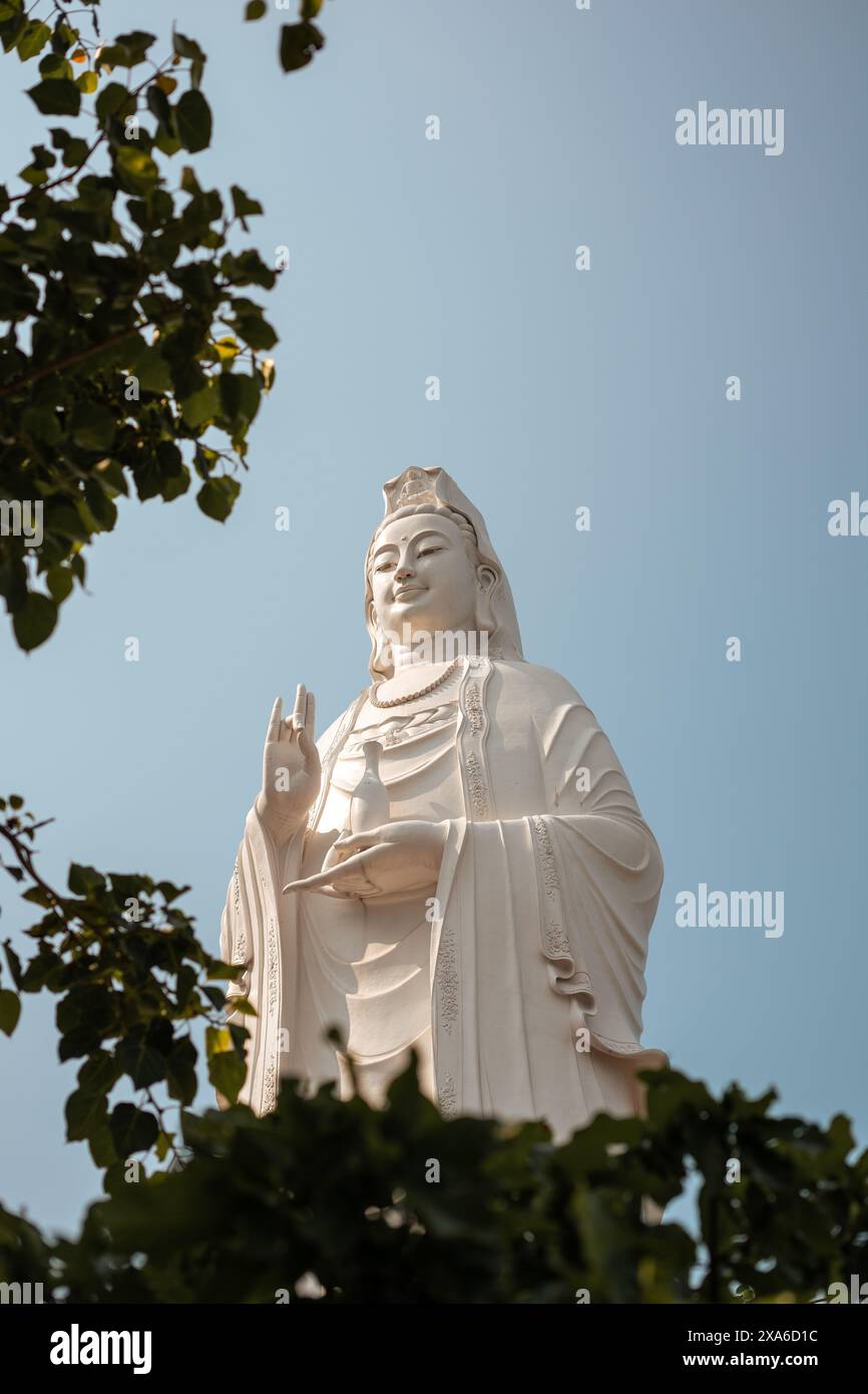 Lady buddha da nang vietnam hi-res stock photography and images - Alamy