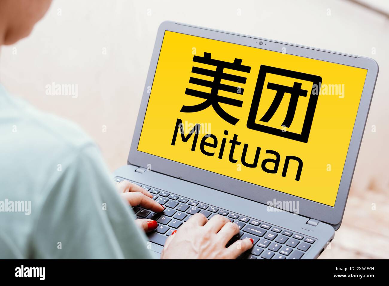 Brazil. 04th June, 2024. In this photo illustration, the Meituan logo ...