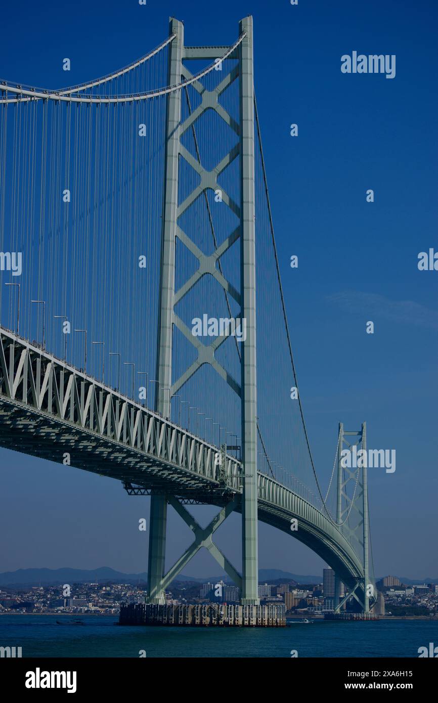 Akashikaikyo Ohashi Bridge links the Awajishima Island and Honshi Main ...