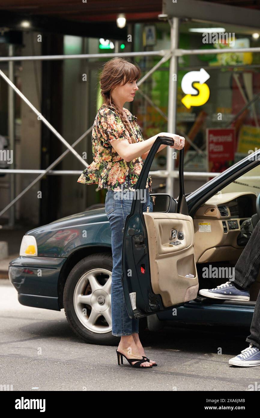 Ny. 04th June, 2024. Dakota Johnson on location for MATERIALISTS Film ...