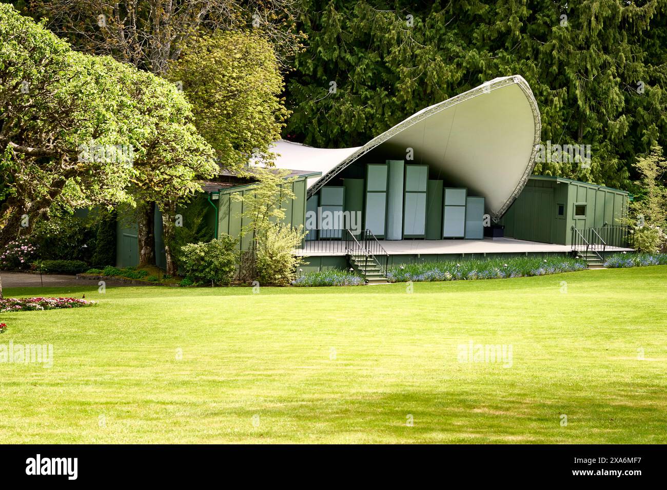 The concert lawn and stage at Butchart Gardens, Victoria, BC Stock ...
