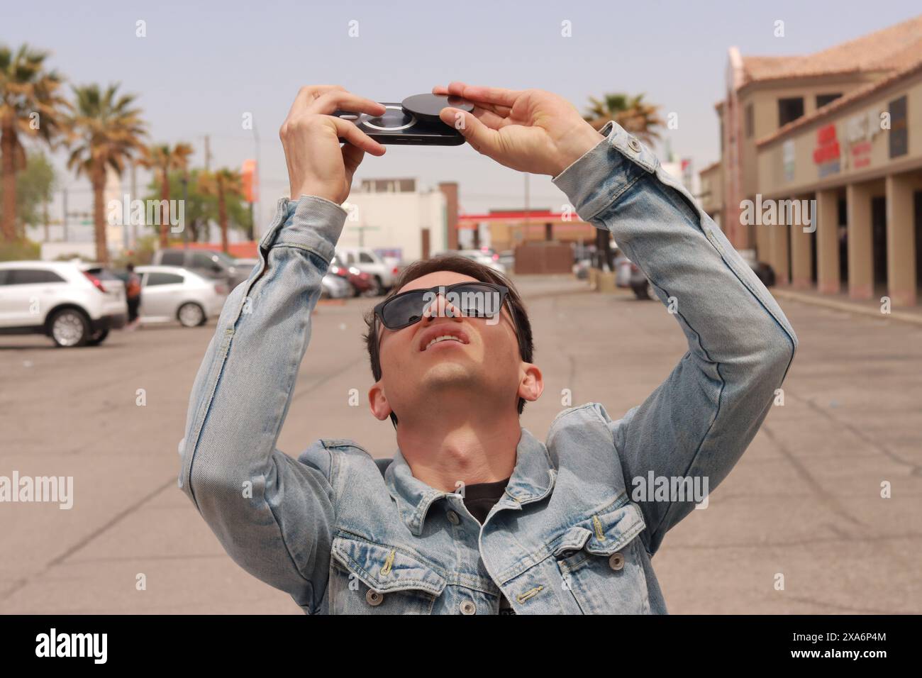 Black obsidian crystal hi-res stock photography and images - Alamy