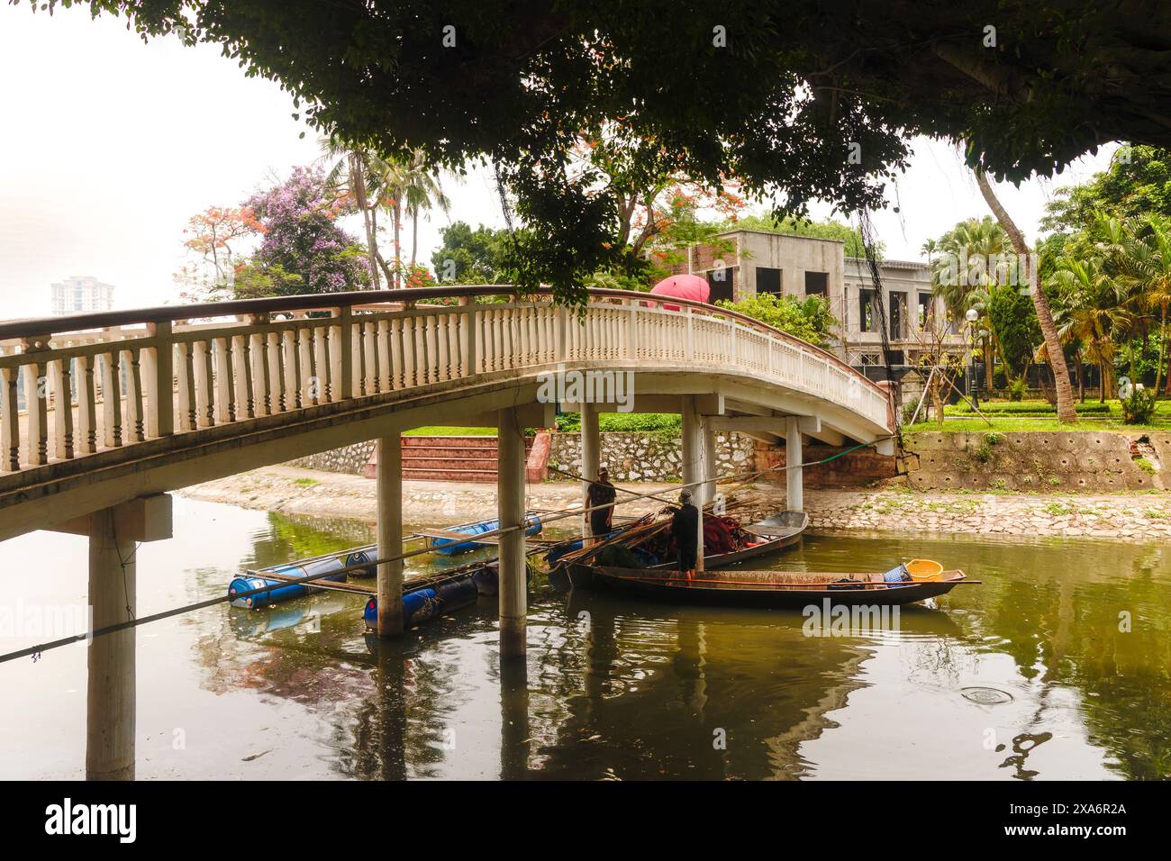 Not to be missed superb Thong Nhat Park (LeninPark), Hanoi Old Town ...