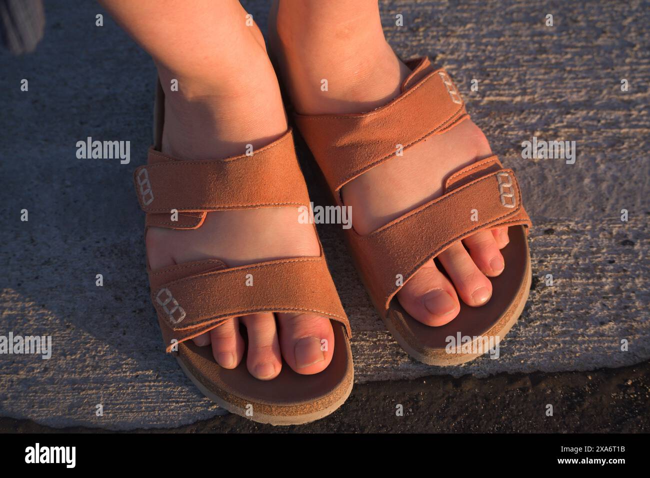 Person standing on ground hi-res stock photography and images - Alamy