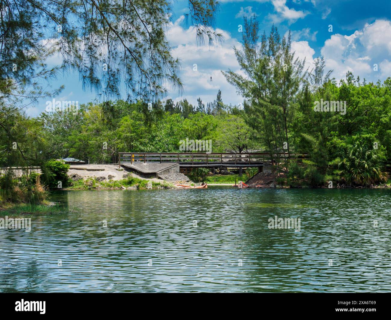 Calm pond water bridge hi-res stock photography and images - Alamy