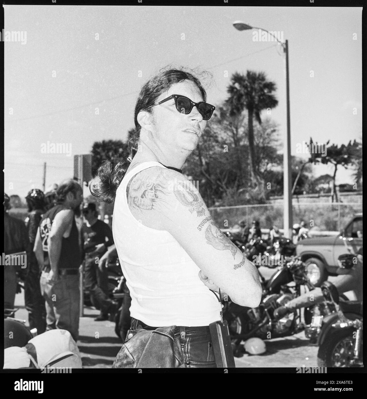 Biker und Besucher während der Daytona Bike Week in Daytona Beach, Florida USA am 15.3.1985 ...