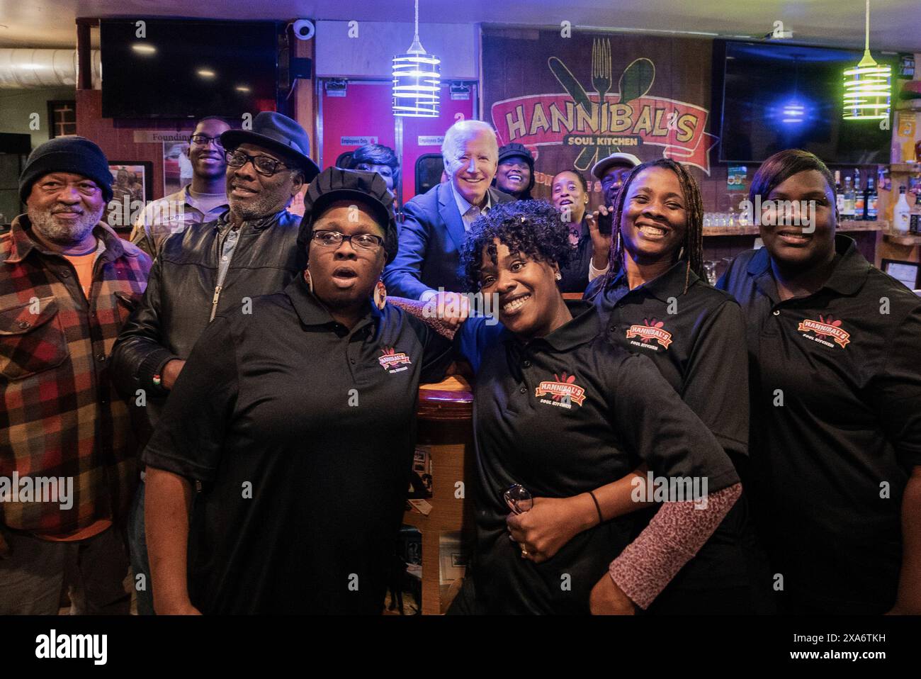 President Joe Biden stops by Hannibal's Kitchen with Congressman Jim ...
