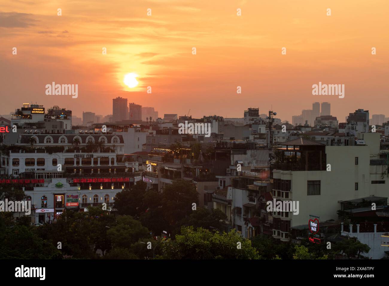 Postcard ready high resolution glorious sunset high angle view of ...