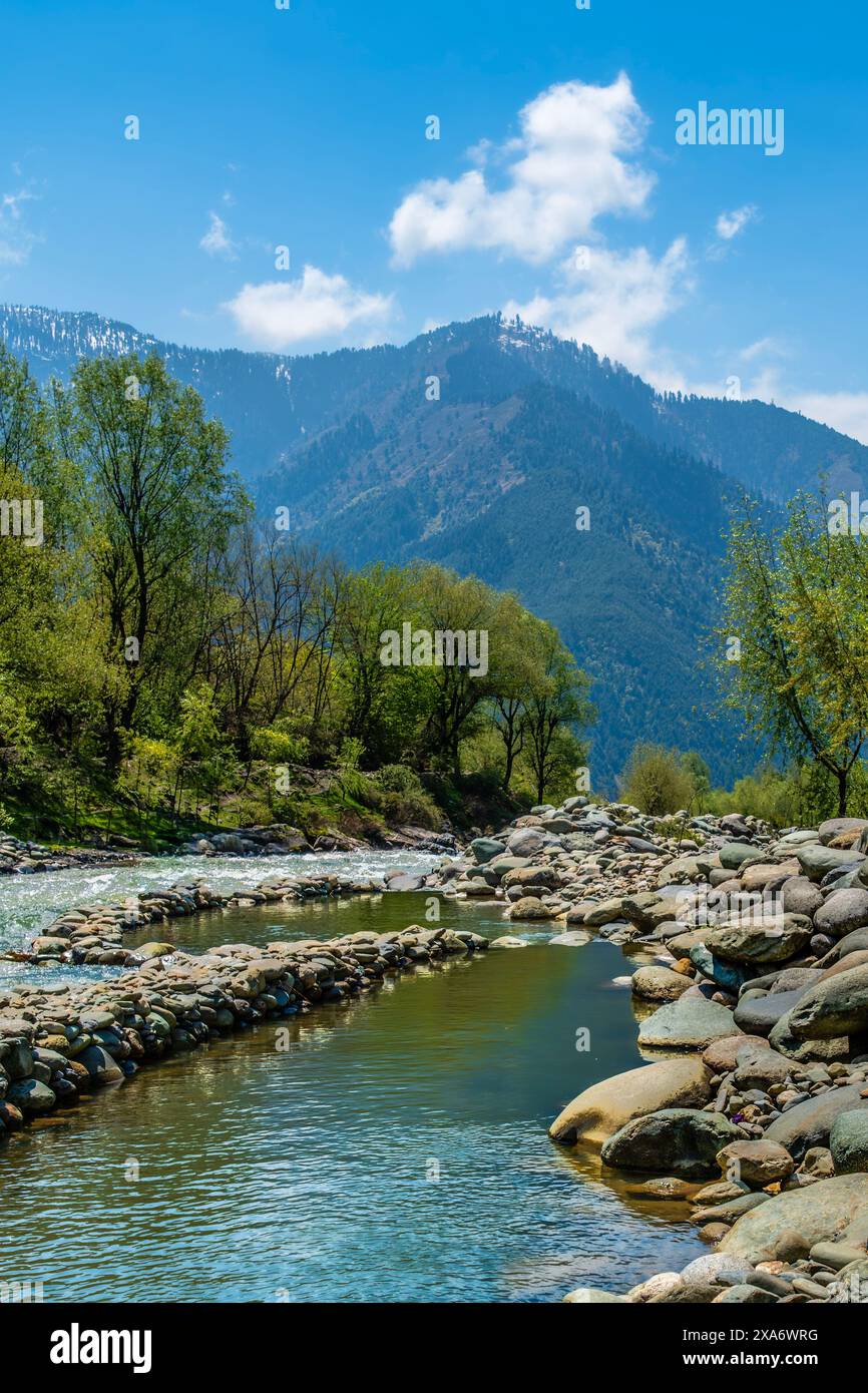 Kashmir waterfall hi-res stock photography and images - Alamy