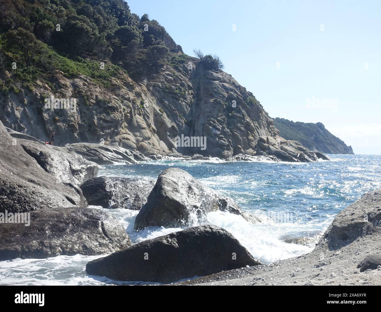 Shoreline calm hi-res stock photography and images - Alamy