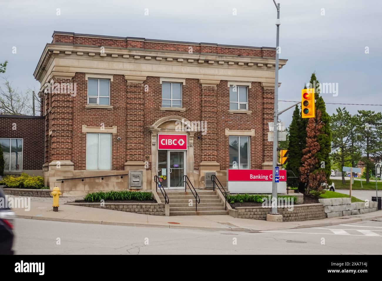 Building uxbridge canada hi-res stock photography and images - Alamy