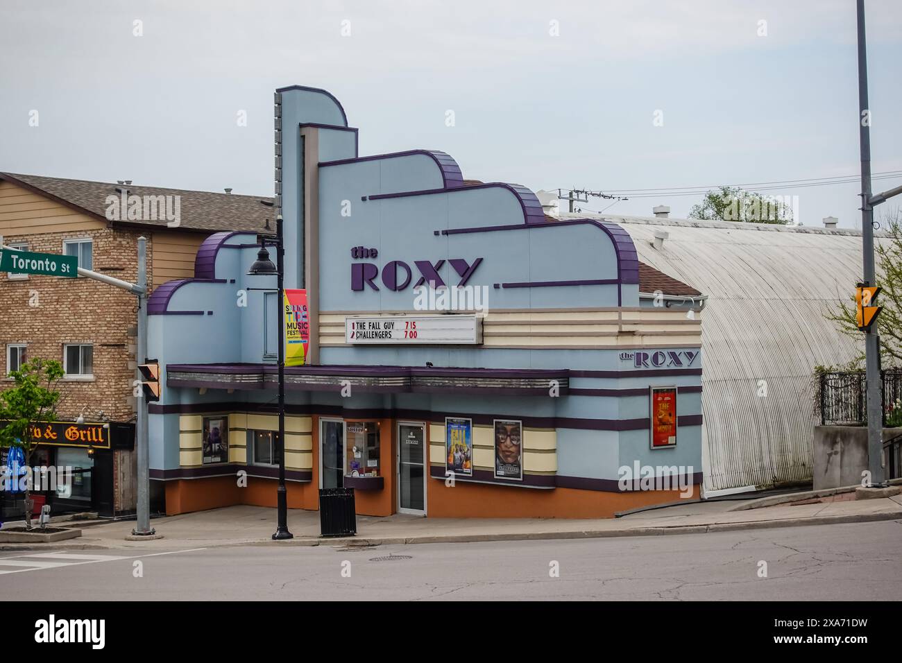 Roxy theatre hi-res stock photography and images - Alamy