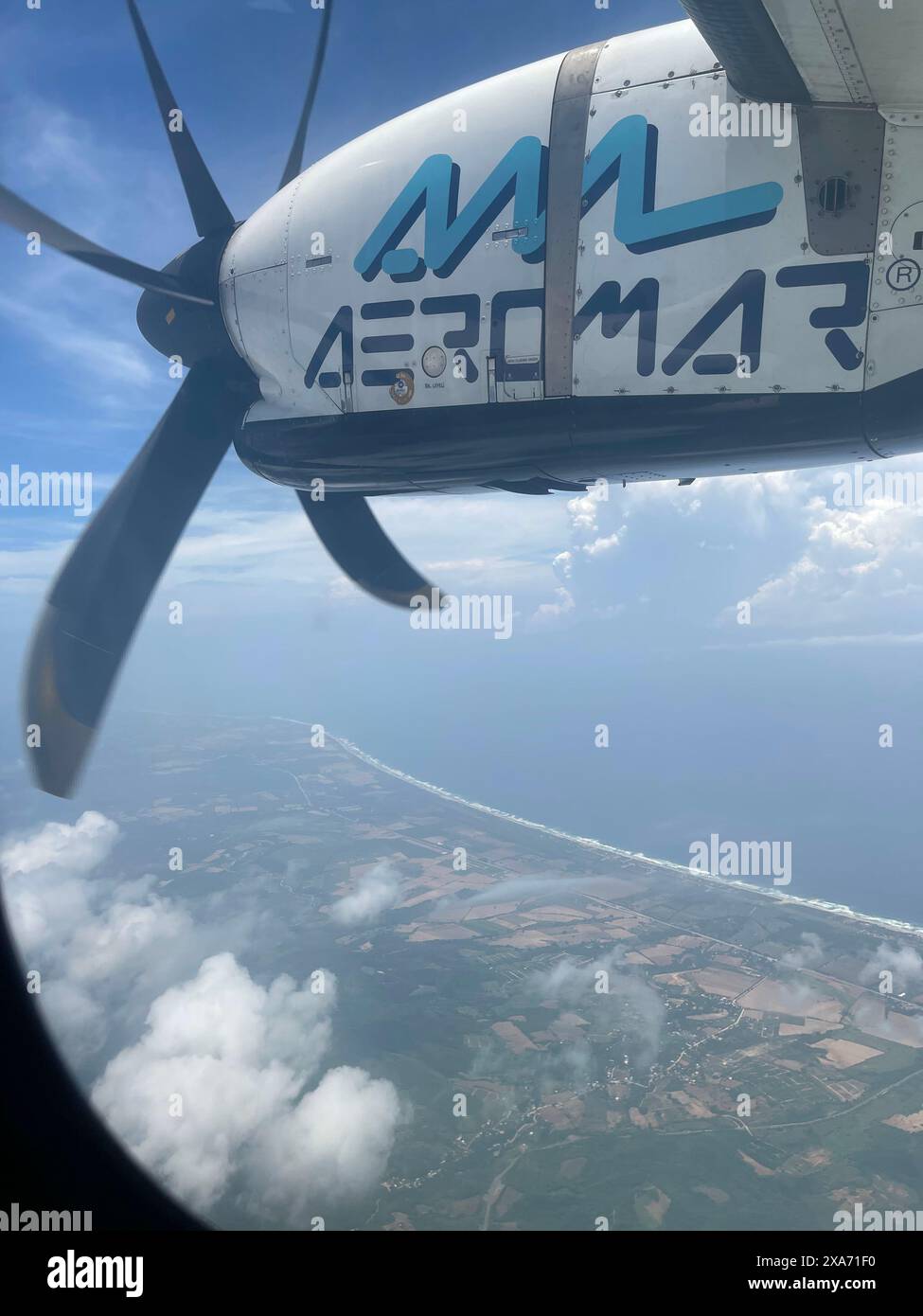Plane flying over the Caribbean beaches in Puerto Escondido Oaxaca ...