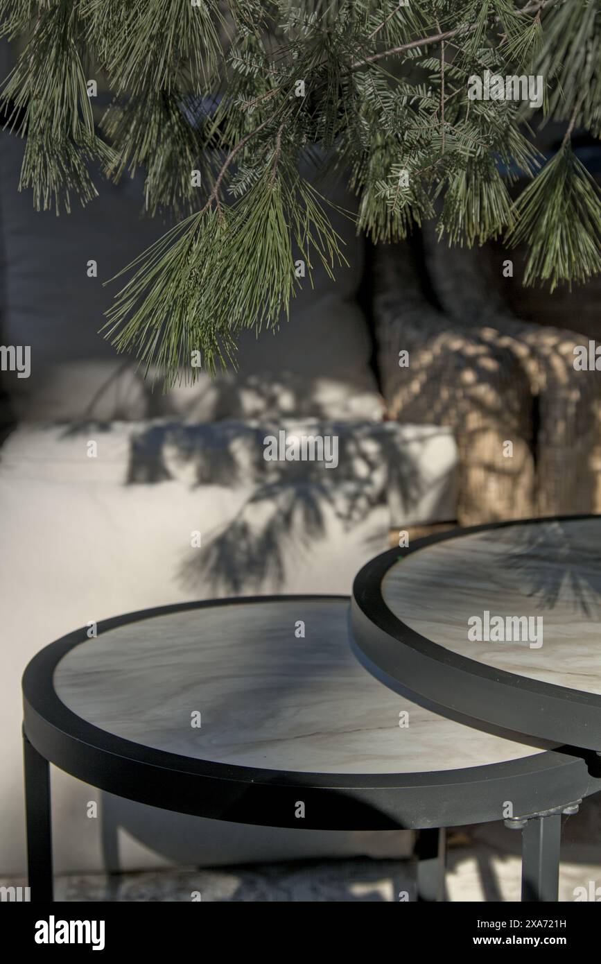 3d marble stand hi-res stock photography and images - Alamy