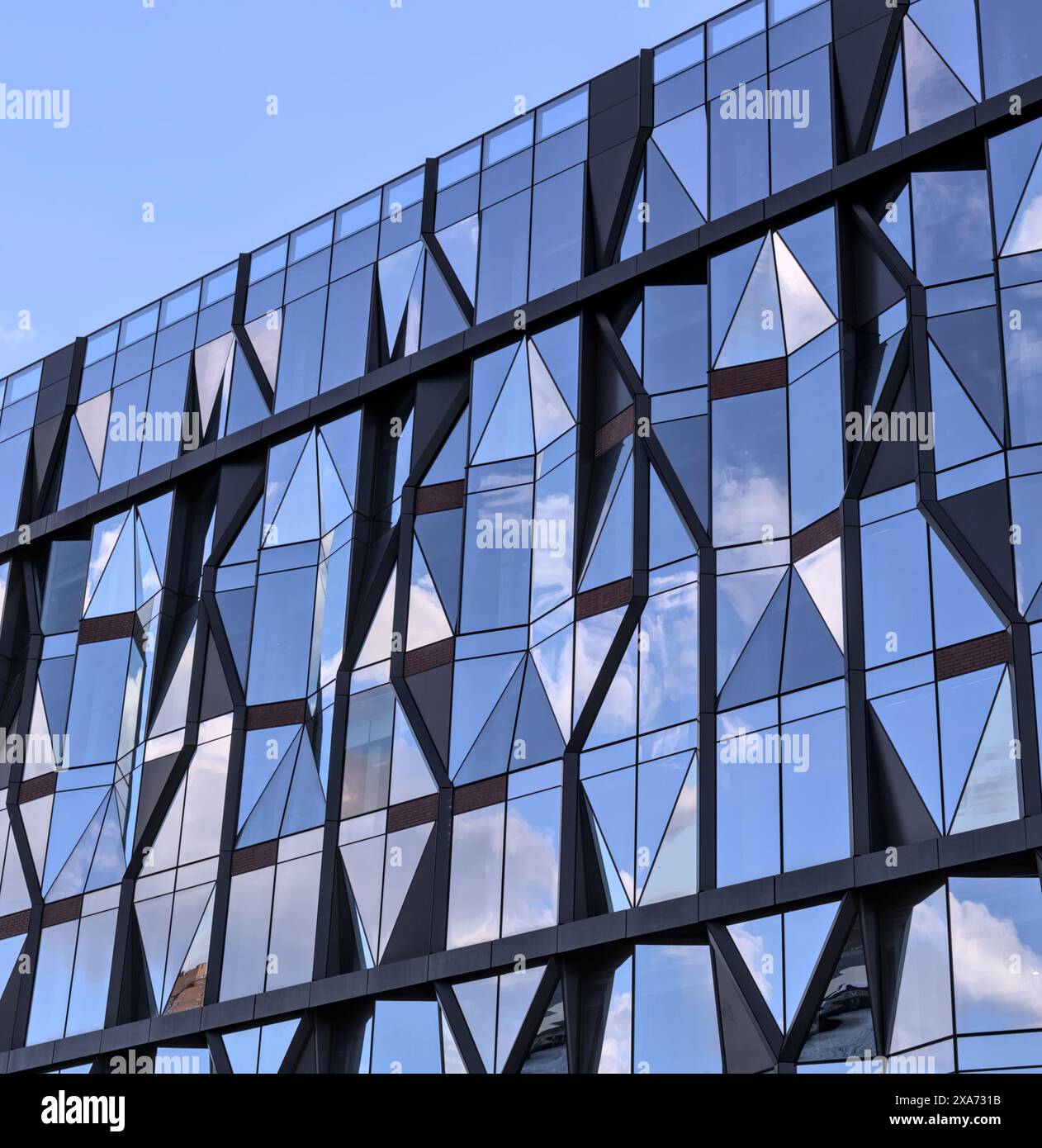 Diamond shape shaped window hi-res stock photography and images - Alamy