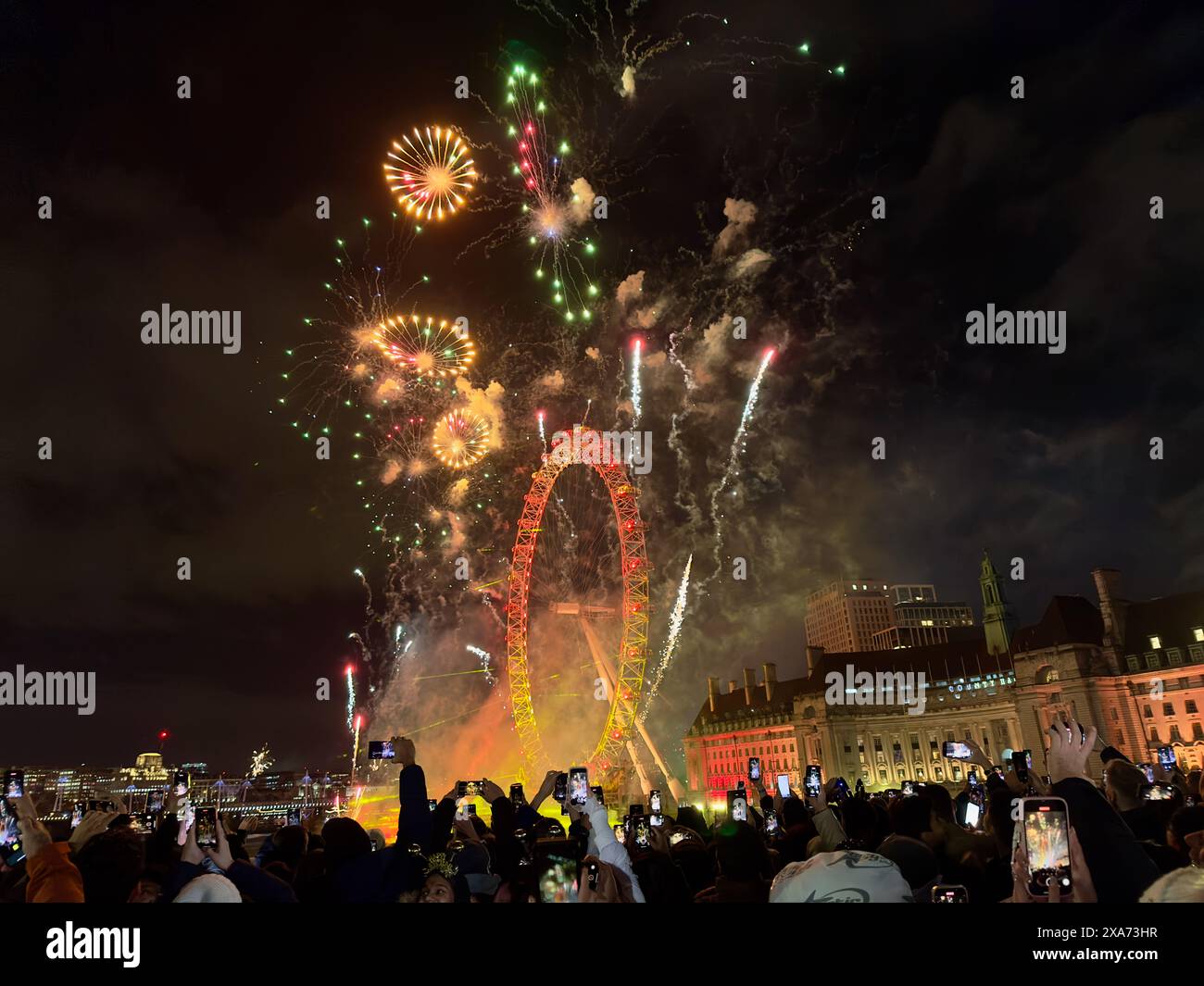 Glittering display hi-res stock photography and images - Alamy