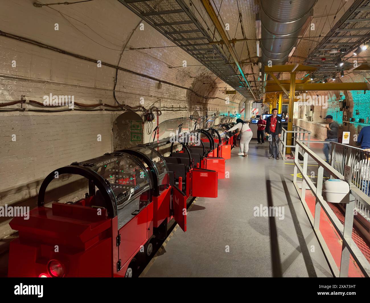 Red carts hi-res stock photography and images - Alamy