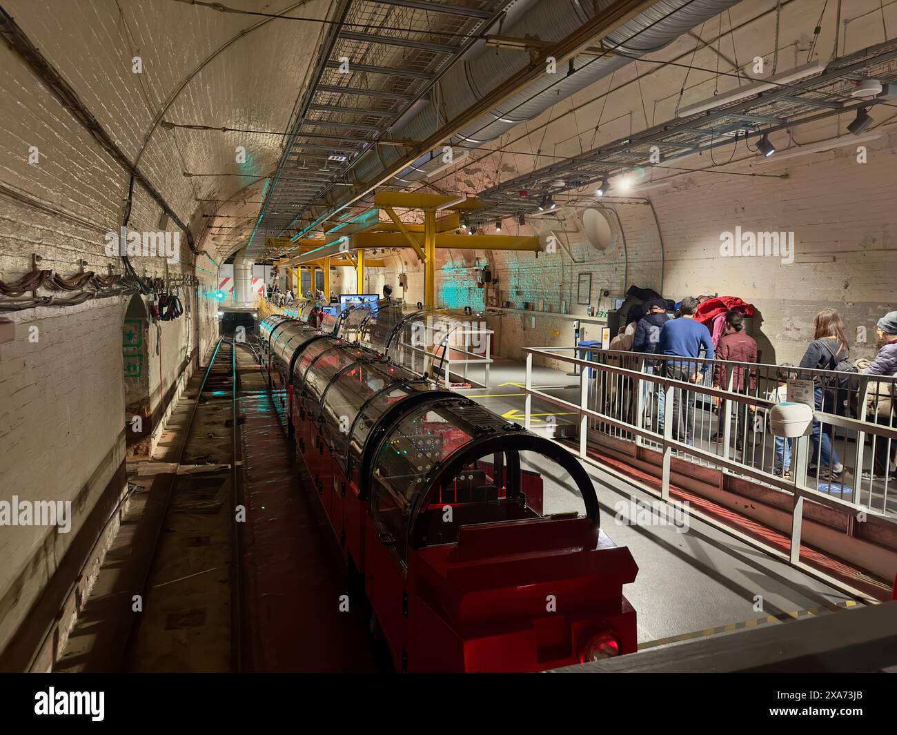 Train on tracks busy railway hi-res stock photography and images - Alamy