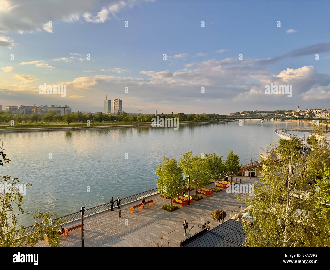 Lush greenery and waterway hi-res stock photography and images - Alamy