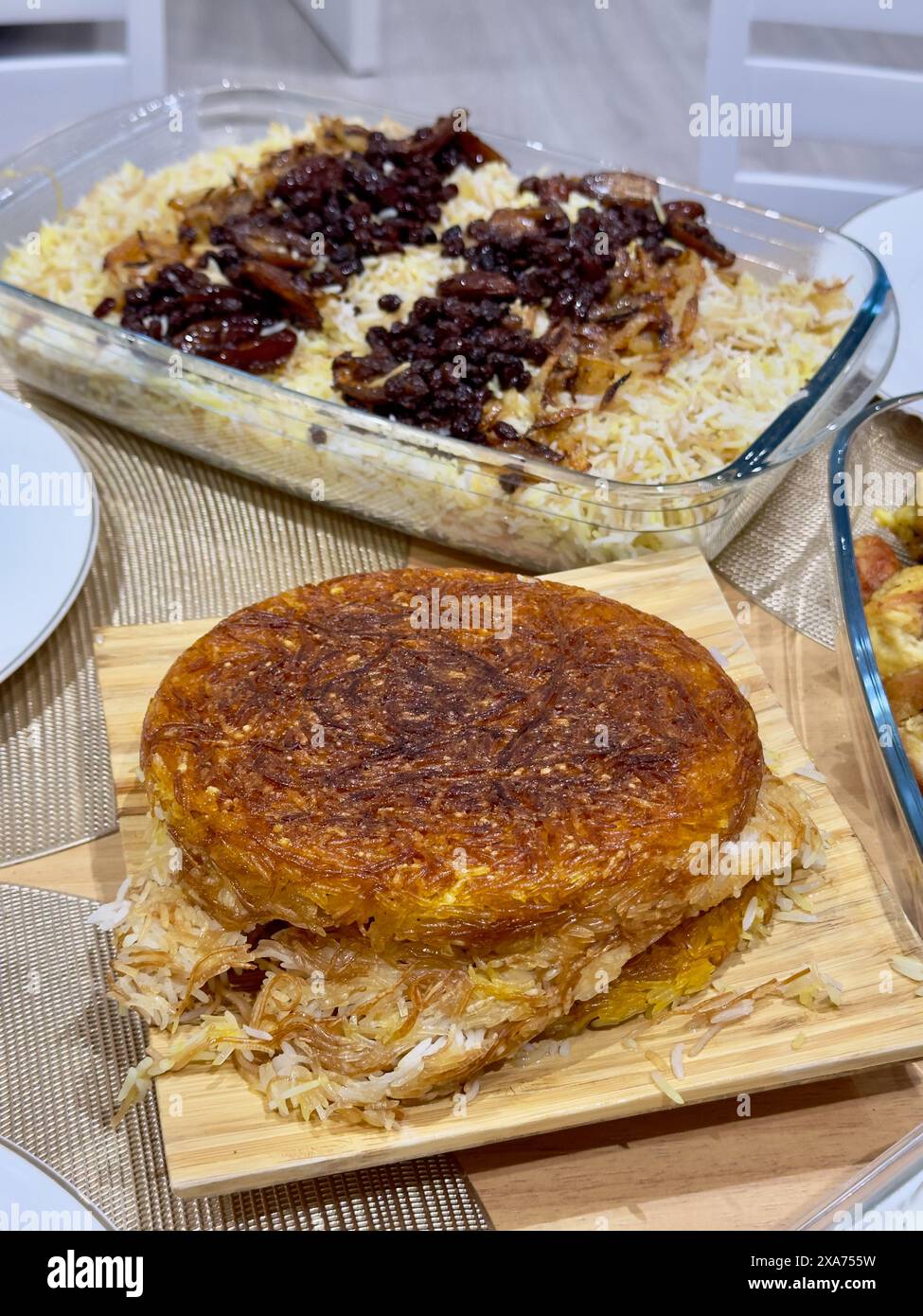 Iranian dishes hi-res stock photography and images - Alamy