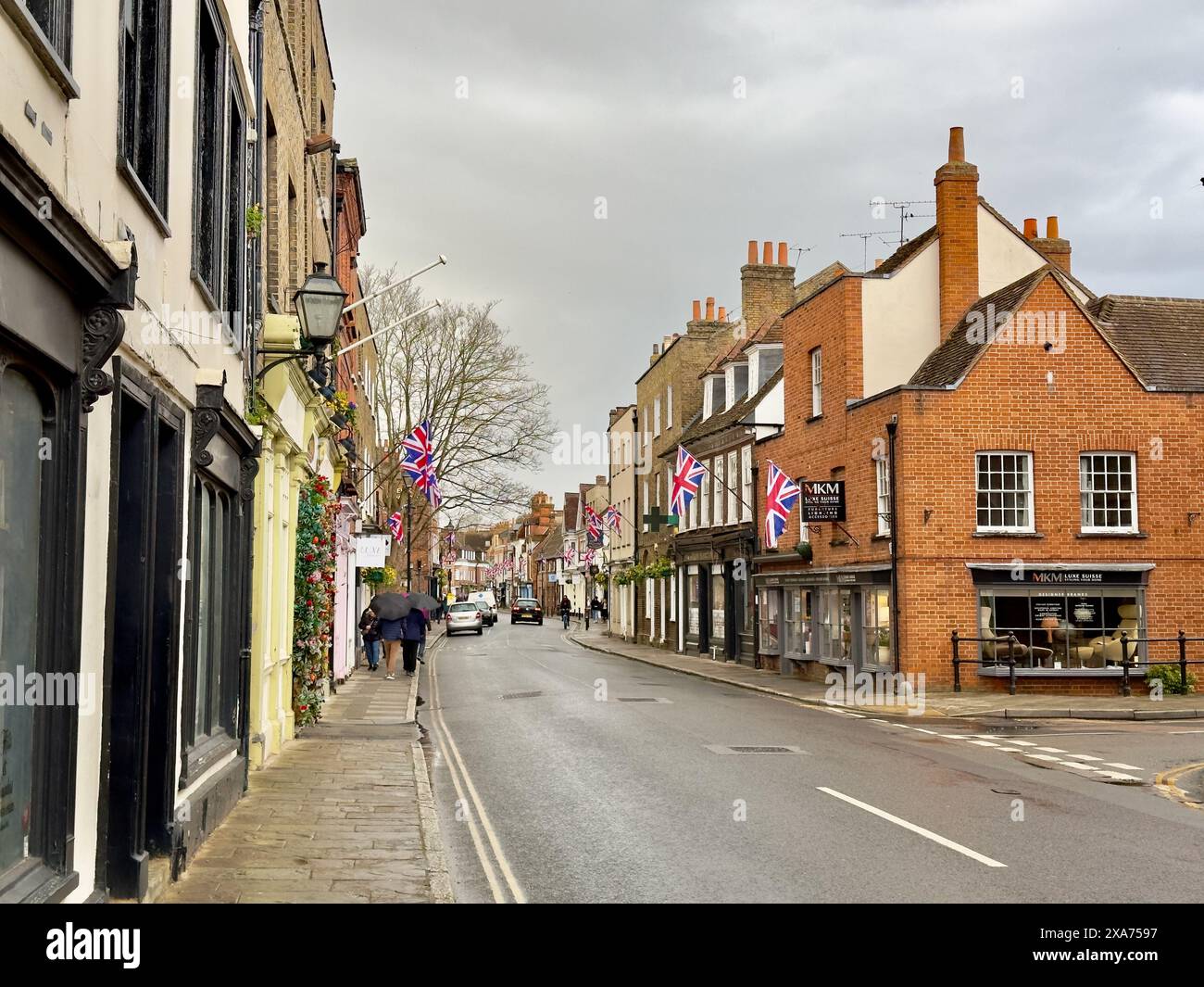 Urban street scene hi-res stock photography and images - Alamy