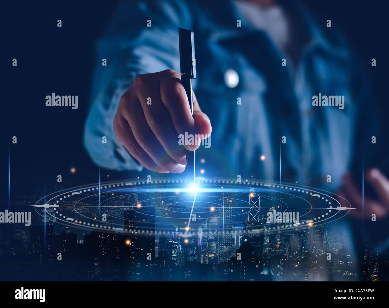 Business target concept. Businessman focus find opportunities for great ...