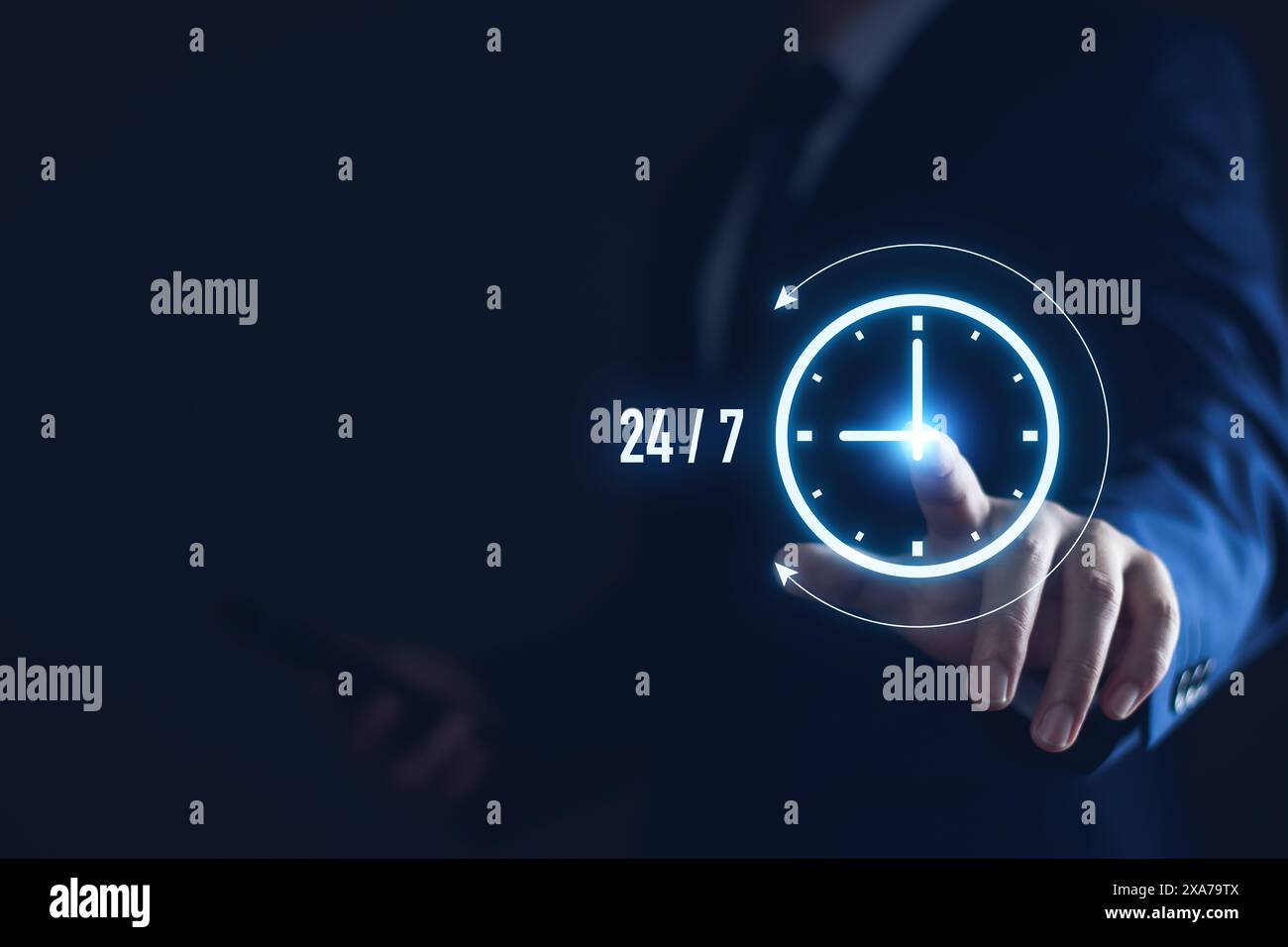 nonstop service concept. businessman show virtual 24-7 with clock for ...